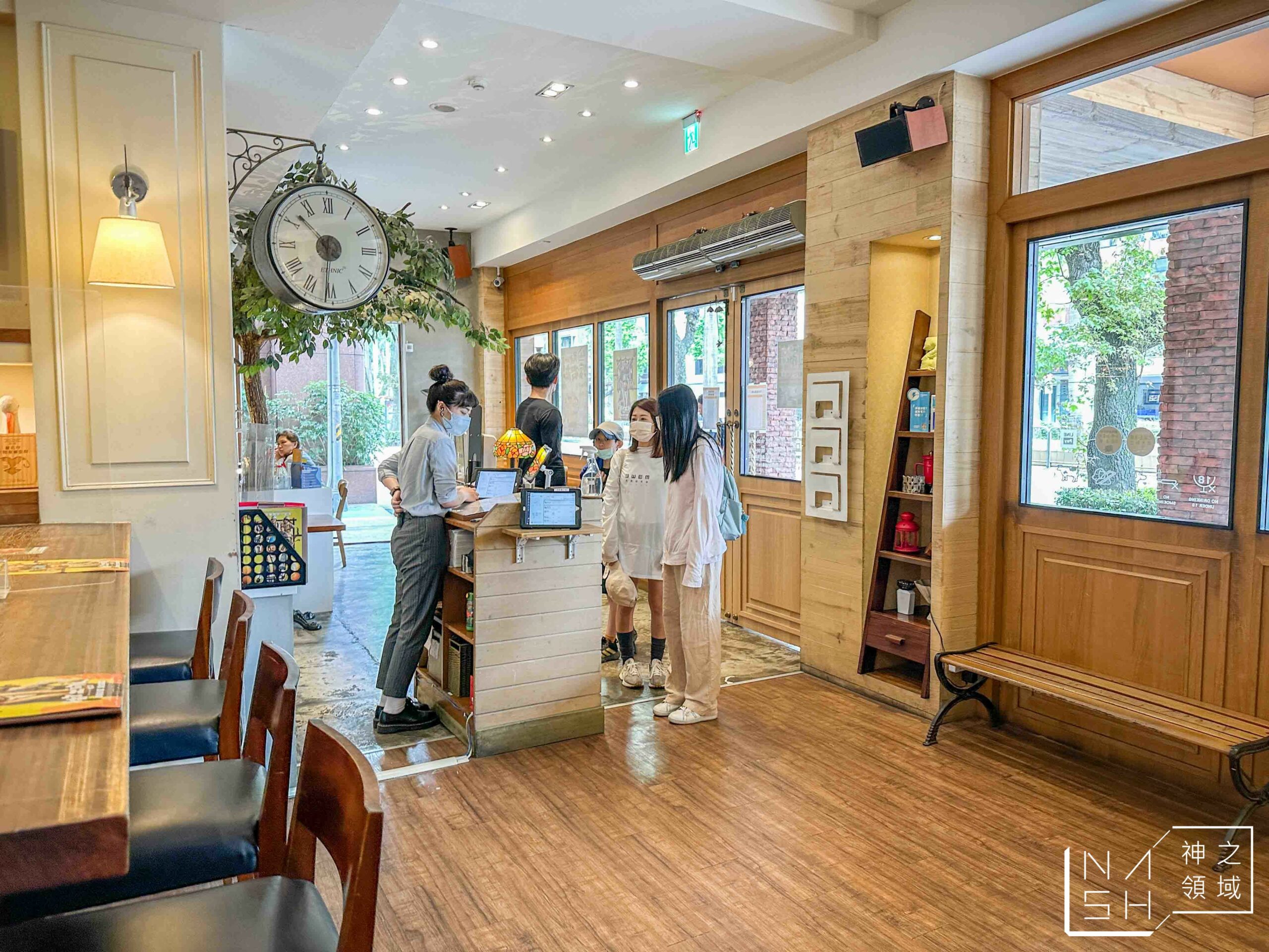 【忠孝新生美食】SECOND FLOOR CAFE 貳樓仁愛，早午餐真的很超值 @Nash，神之領域